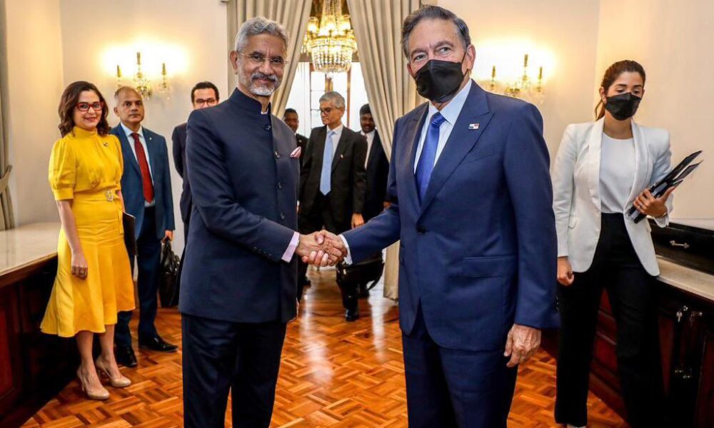 ¡Visita histórica! Ministro de exteriores de India está en Panamá ...