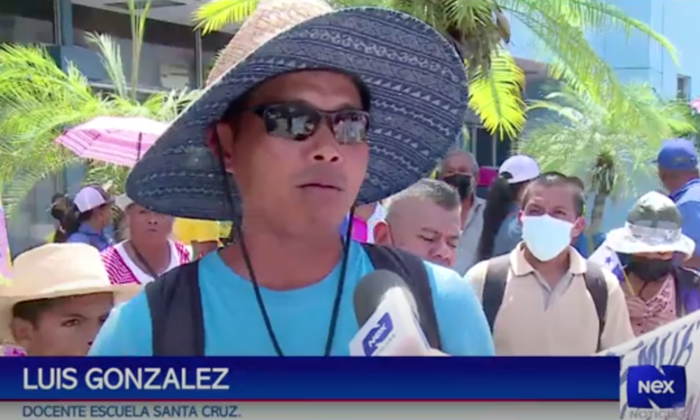 Residentes de Santa Cruz protestan en la sede del IDAAN – NexPanama