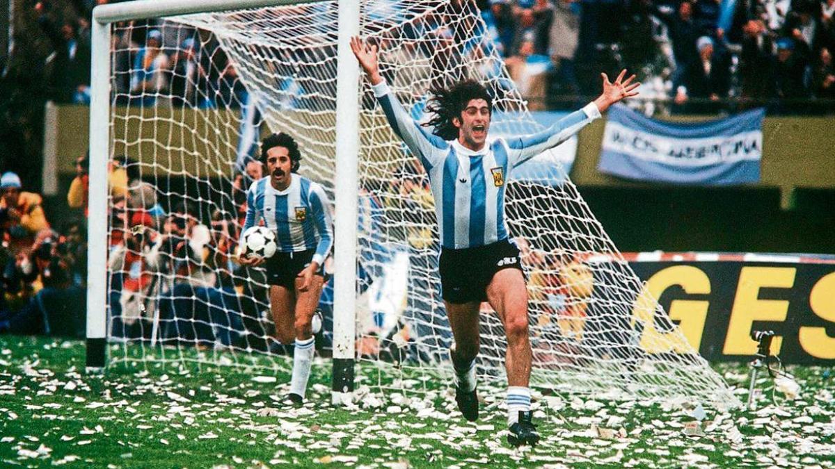 Mario Kempes, ícono eterno del fútbol argentino – NexPanama